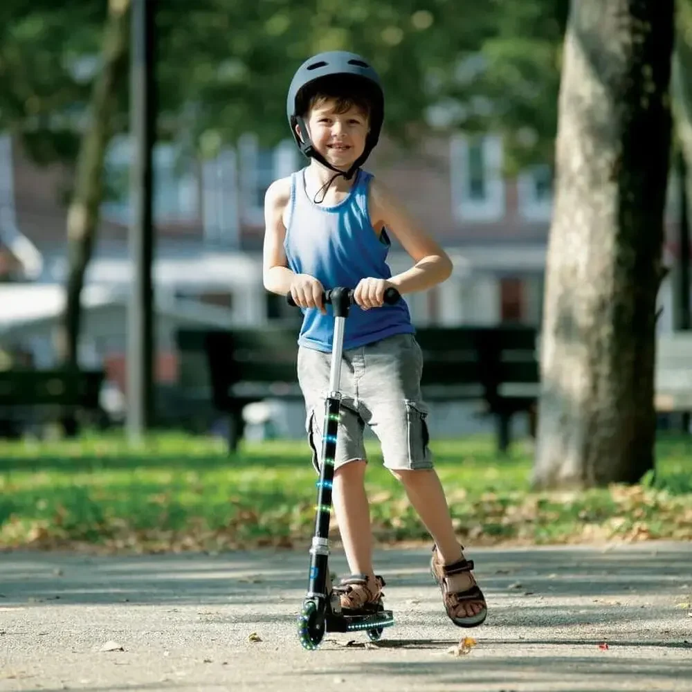 Razor | Toys | Kids Kick Scooter 2wheel 5 Led Lights Light Weight Folds ...